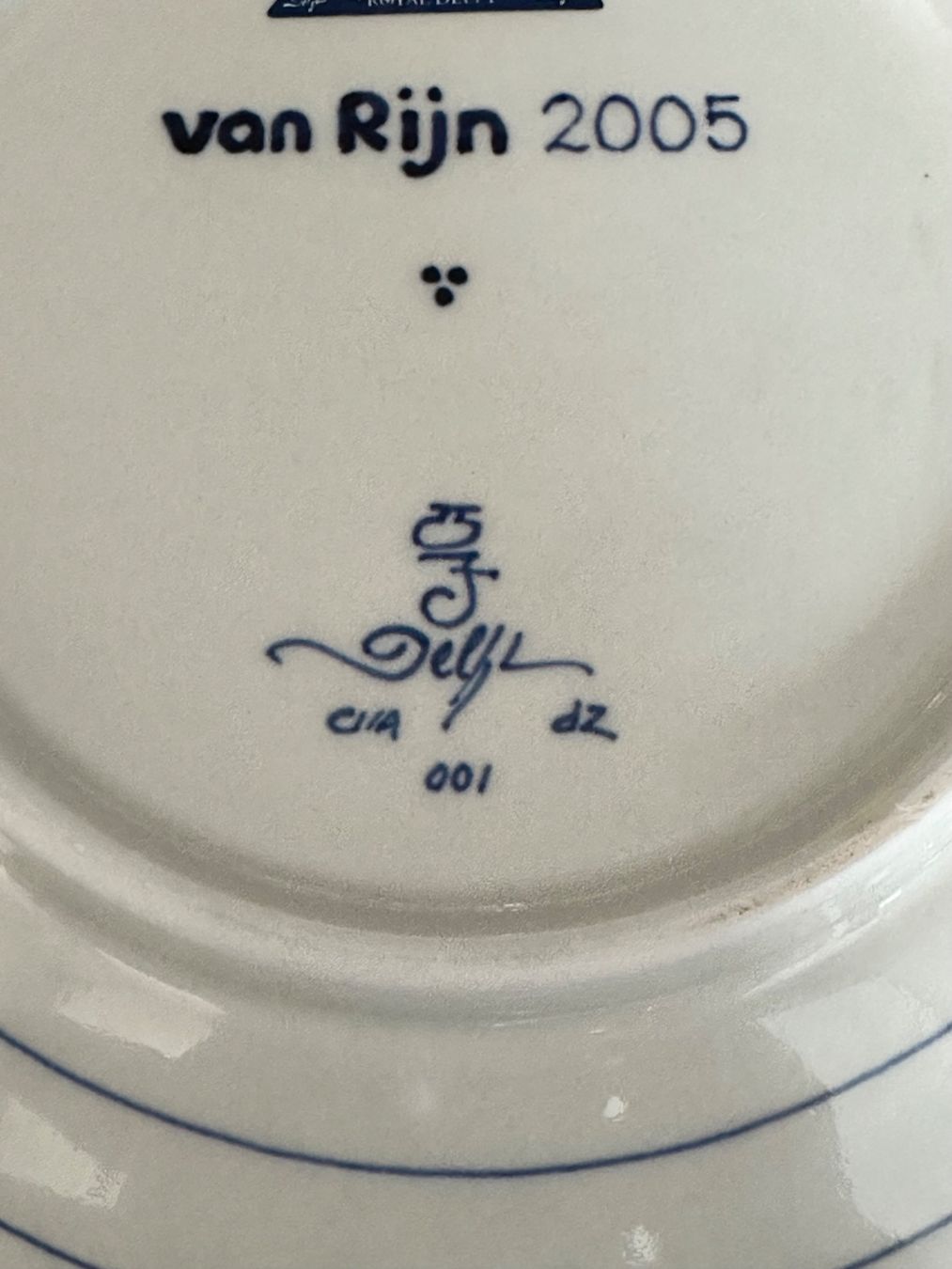 Royal Delft Wandteller 2005 (Gebraucht) in Onex für CHF 25 – mit ...