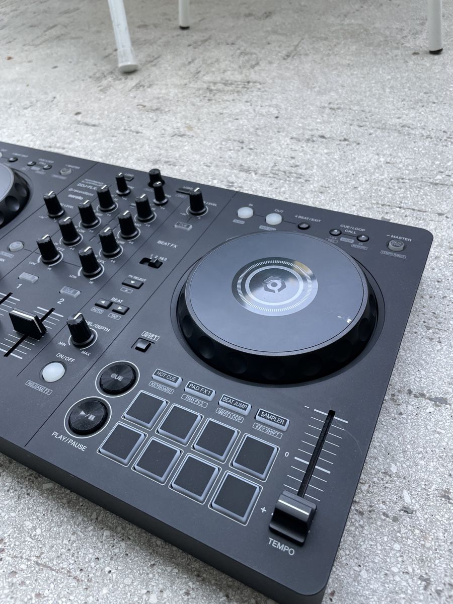 Pioneer DJ DDJ-FLX4 DJ-Controller - Neuwertig! Top Zustand! (Gebraucht ...