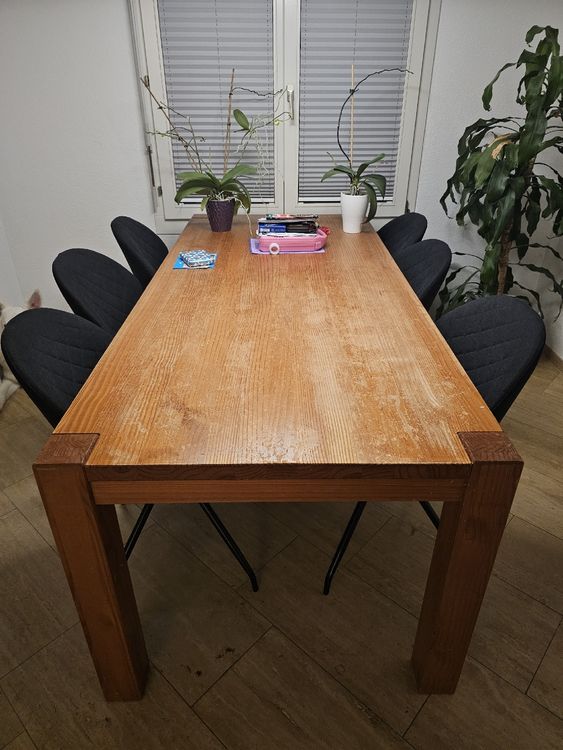 Massiver Holztisch Eiche rustikal 6-8 Personen (Gebraucht) in Mels für CHF 24 – nur Abholung auf ...