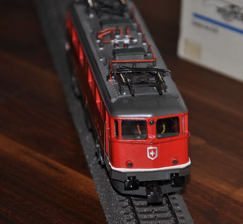 Märklin 3332 AE 6/6 rot Märklin Decoder mfx (Gebraucht) in Oftringen ...
