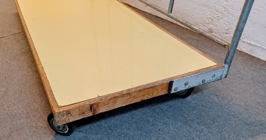 Lagerwagen - Transportwagen - Möbelwagen, gross und massiv. (Gebraucht ...