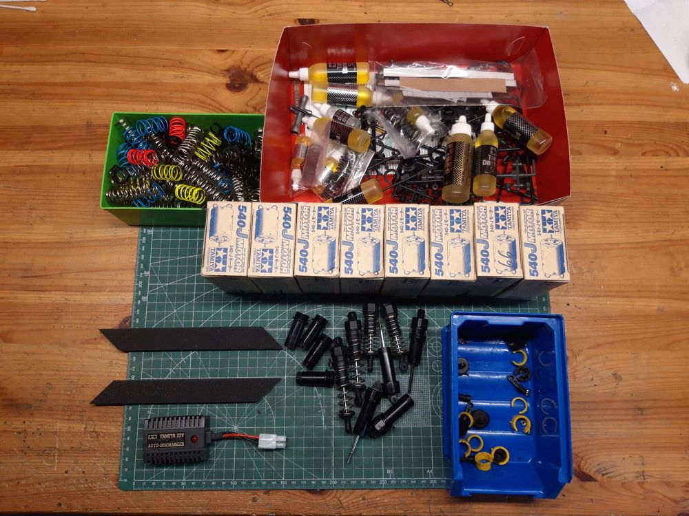 TAMIYA VIELE REST TEILE NEU UND GEBRAUCHT (Gebraucht) in Meiringen für CHF 46 – mit Lieferung ...