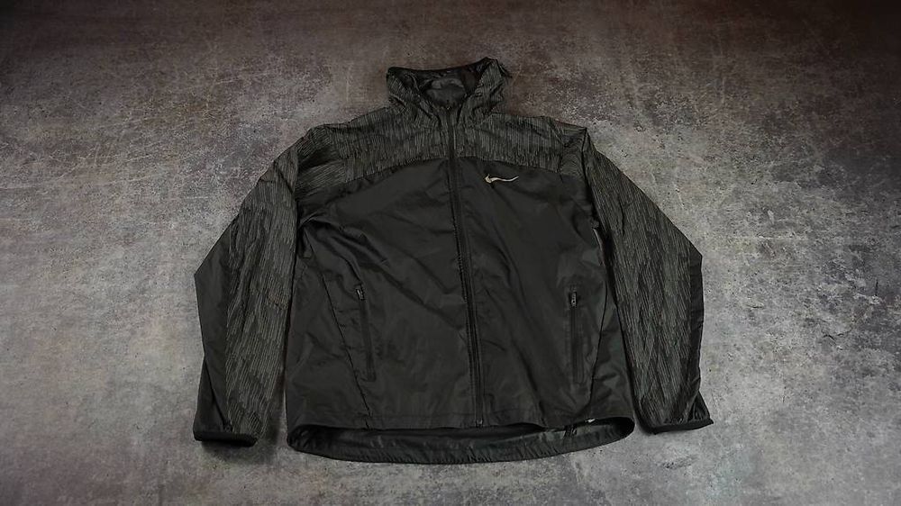 Nike Reflective Jacket (Gebraucht) in Wallisellen für CHF 125 – nur ...