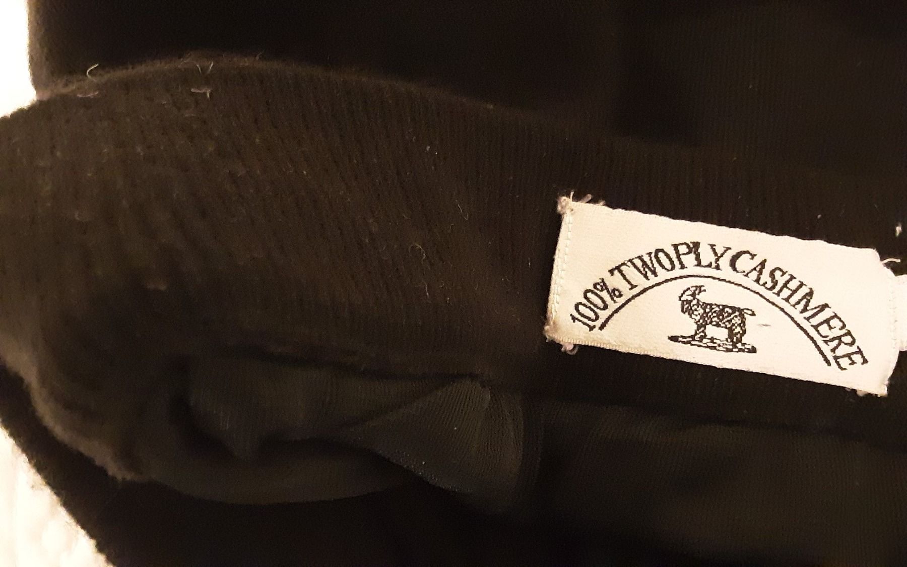 Jupe noire, S, cachemire, avec doublure, très bon état (D'occasion) à ...