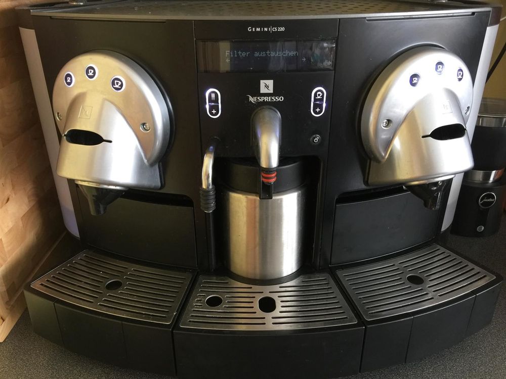 Kaffeemaschine Nespresso Gemini CS220 (Gebraucht) in Diesbach für CHF ...