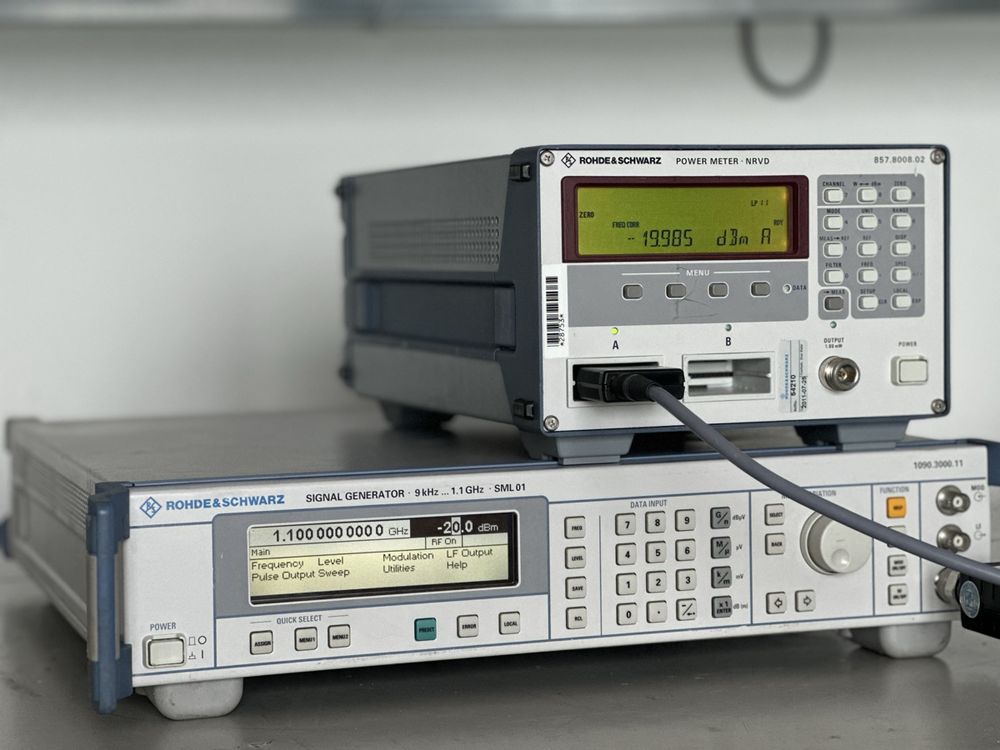 Rohde&Schwarz SML01 Signal Generator | Kaufen auf Ricardo