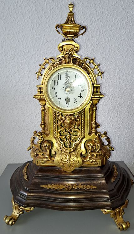 Ancienne horloge de table en bronze et laiton en bonne état (Gebraucht) in VEVEY für CHF 140 ...