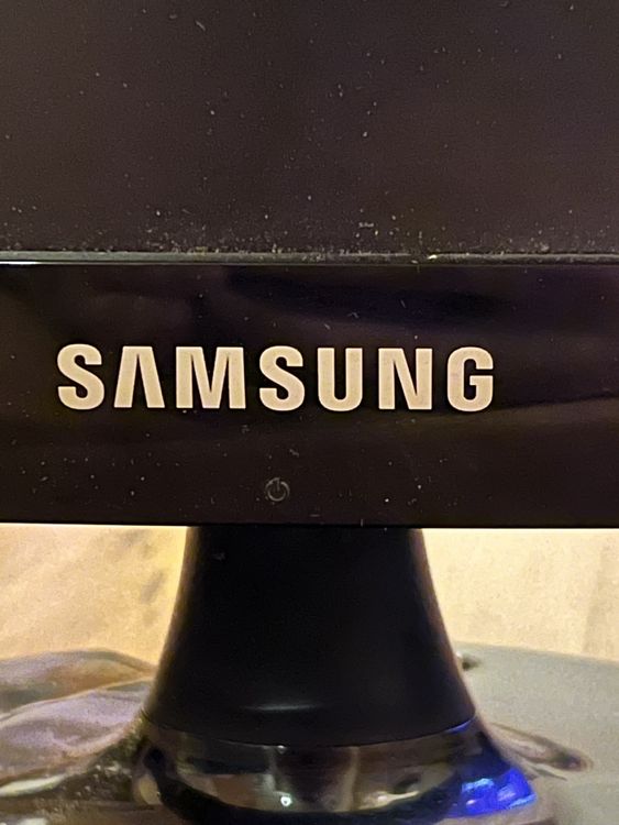 Samsung LED Monitor S22A100N - Guter Zustand! (Gebraucht) in ...