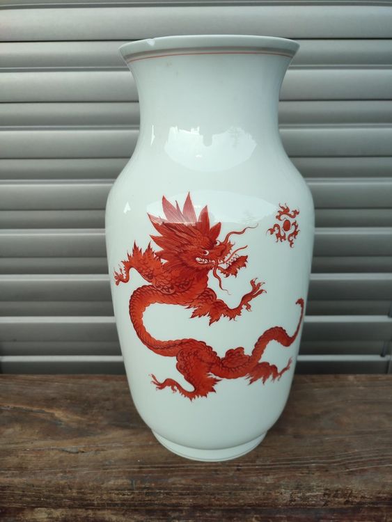 Grosse Meissen Porzellan Vase, mit roten Drachen, bschädigt (Gebraucht) in Schönenwerd für CHF ...