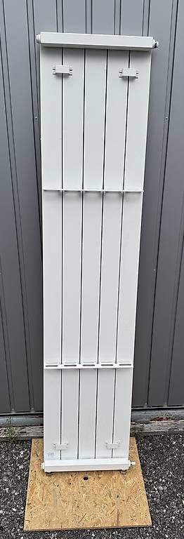 Heizkörper Arbonia , Heizwand , Radiator (Gebraucht) in Igis für CHF 300 – nur Abholung auf ...