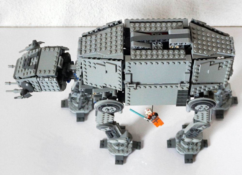 Lego Star Wars Motorised Walking AT-AT / Modell: 10178 (Gebraucht) in ...