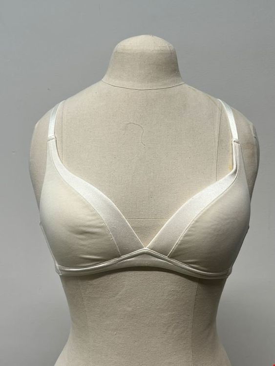 CALIDA | Triangle Bra BH | Gr. 70A | beige (Neu (gemäss Beschreibung)) in Wittenbach für CHF 1 ...
