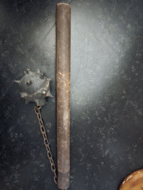 Mazzafrusto médiéval. (Gebraucht) in Courrendlin für CHF 130 – mit ...