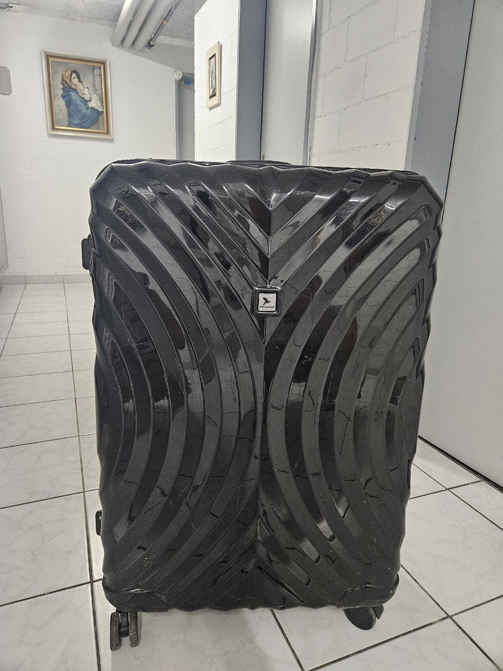 Schwarzer Hartschalenkoffer "Pack Easy" - Top Zustand! (Gebraucht) in ...