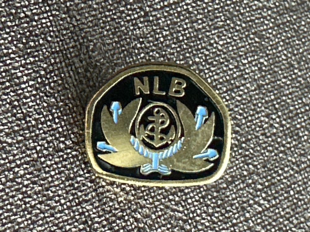 Pin NLB | Kaufen auf Ricardo