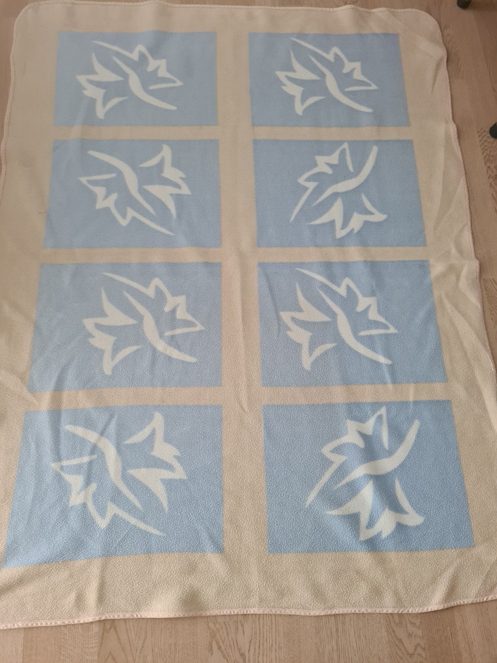 Kuschel Decke für Kinder 170 cm. B.125 cm (Gebraucht) in Steinen für CHF 3 – mit Lieferung auf ...