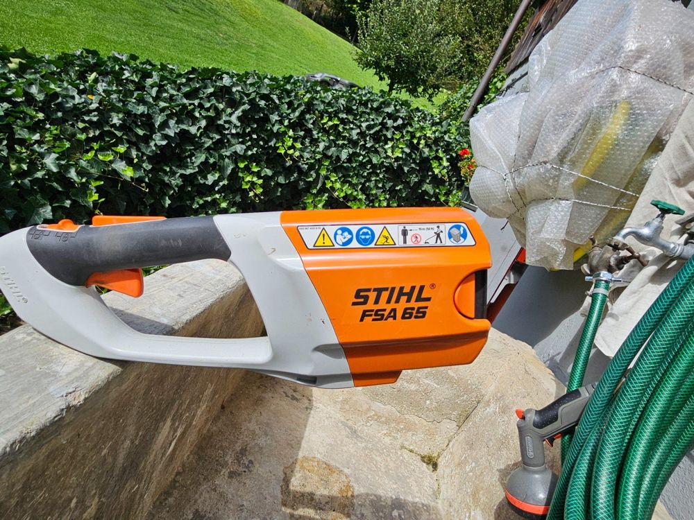 Stihl FSA 65 Akku Rasentrimmer. Mit Akku AP 300 S. (Gebraucht) in Flamatt für CHF 190 – nur ...