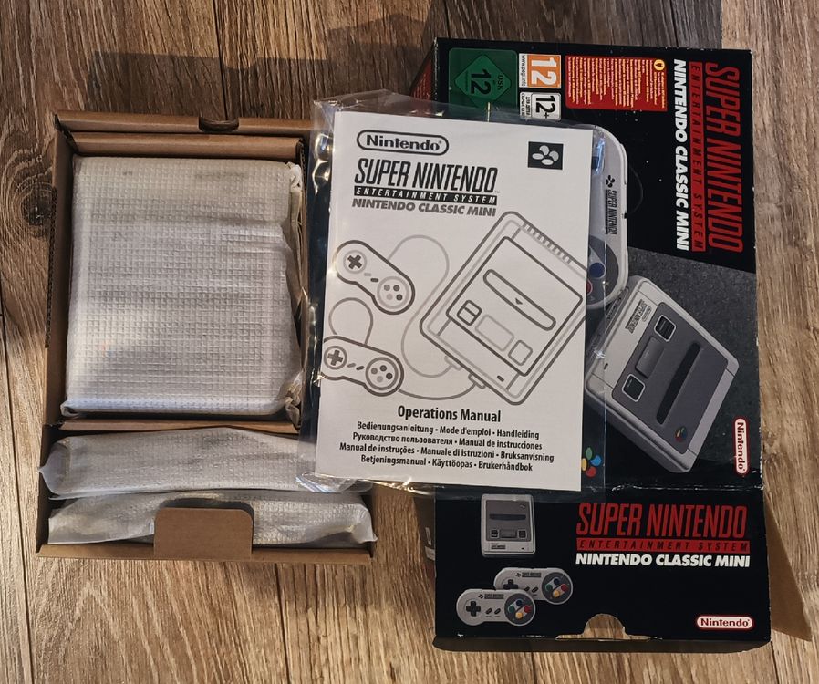 Fabrikneuer Super Nintendo Classic Mini (Neu und originalverpackt) in ...