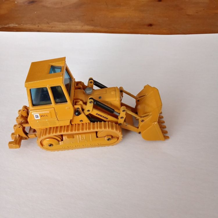 Caterpillar 955 Trax von Joal Nr. 213 (Gebraucht) in Salgesch für CHF 5 – mit Lieferung auf ...