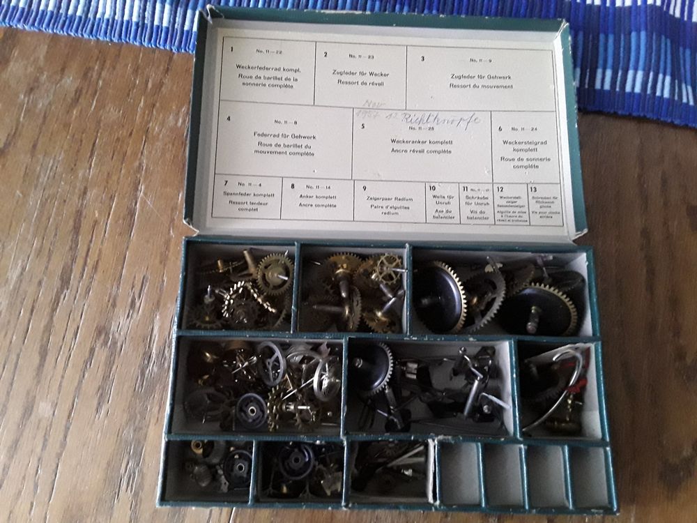 Grossuhren Uhrwerke Ersatzteile, Vintage | Kaufen auf Ricardo