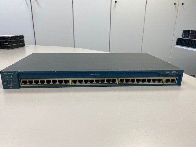 Switch Cisco Catalyst 2950 (Gebraucht) in Wängi für CHF 10 – mit ...