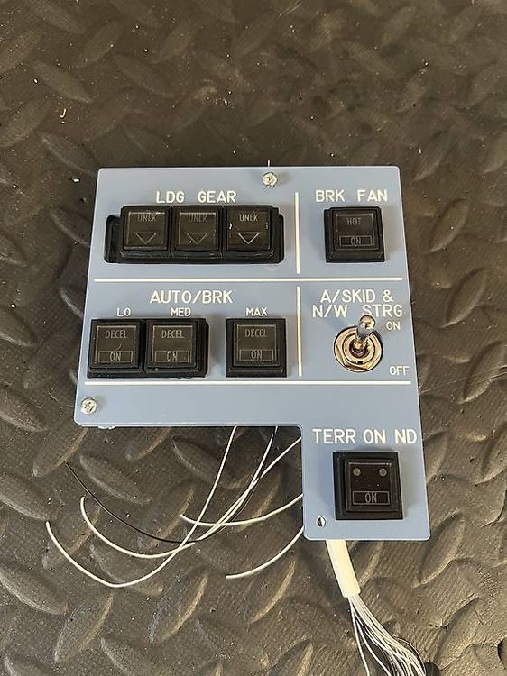 A320 Landingbreak Panel (Gebraucht) in Wienacht-Tobel für CHF 120 – nur ...