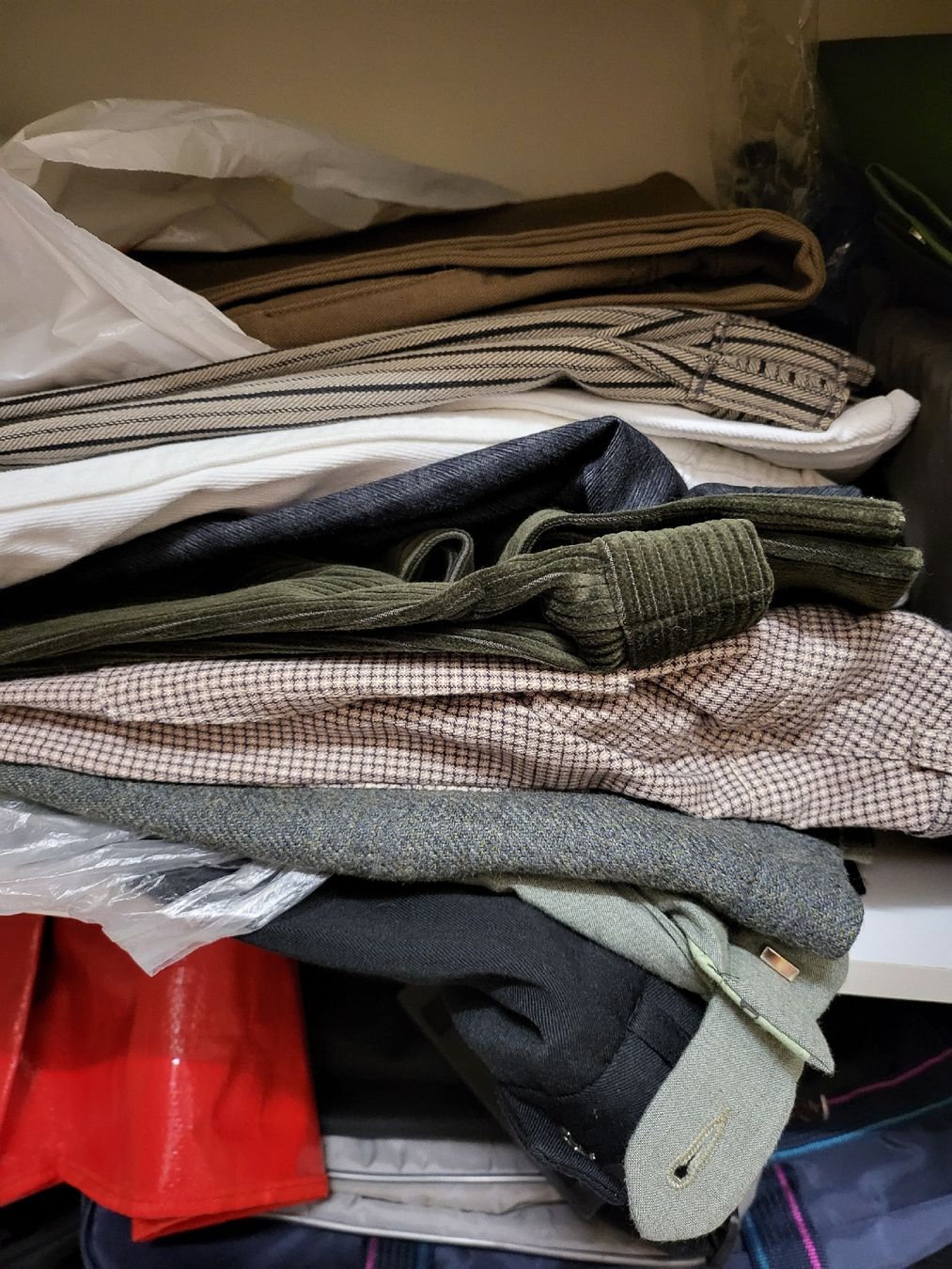 Herren Hose rot-weiss karree Details folgen (Gebraucht) in Horgen für ...