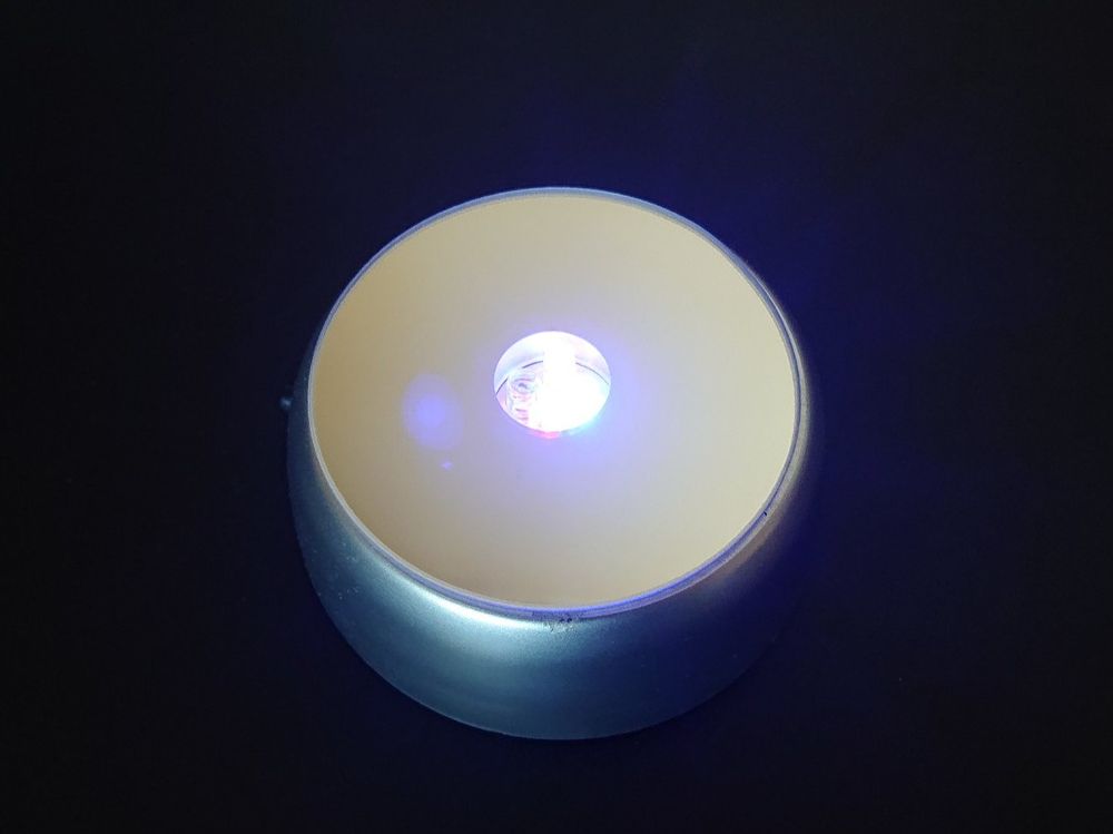 NEU - LED Display Stand Basis RGB Gradient Licht - Rund | Kaufen auf ...