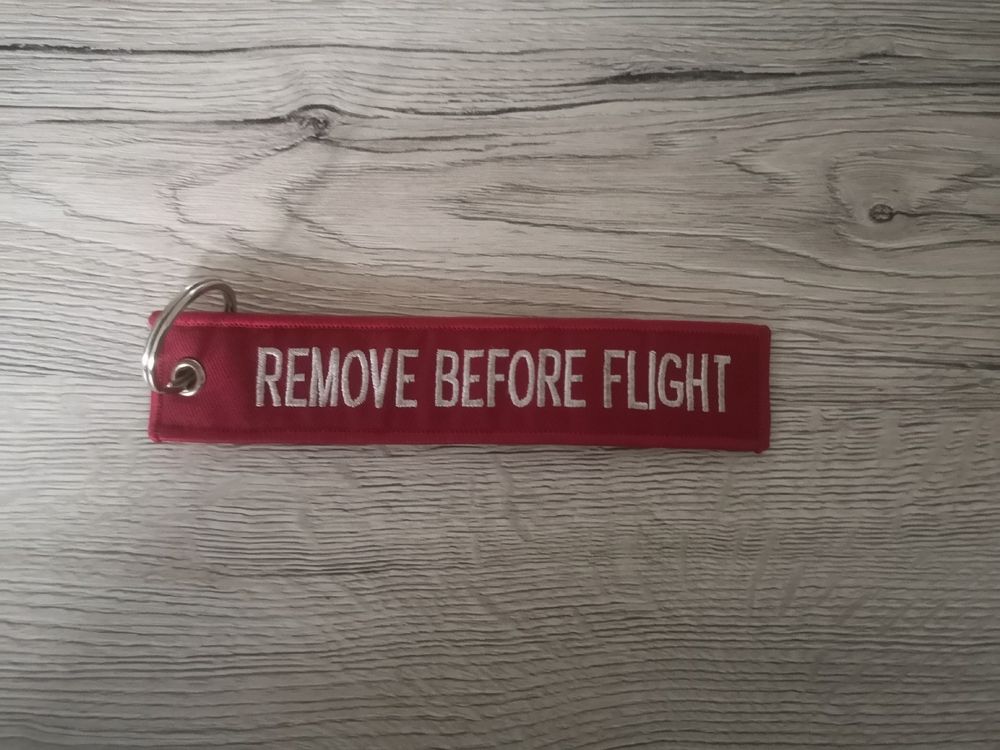 Schlüsselanhänger, Remove before flight | Kaufen auf Ricardo