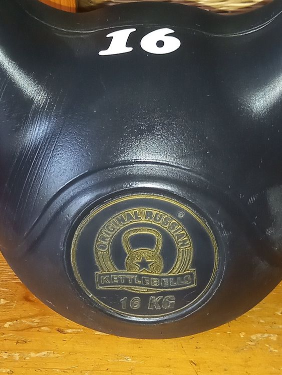 ORIGINAL RUSSIAN KETTLEBELLS 16 KG SOFT (Gebraucht) in Bern für CHF 42 ...