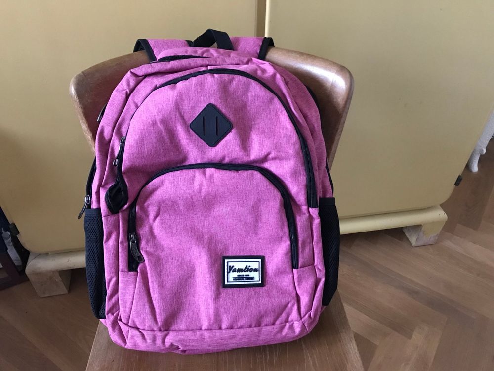 Schul-Rucksack mit Laptop-Fach (Neu (gemäss Beschreibung)) in Wädenswil ...