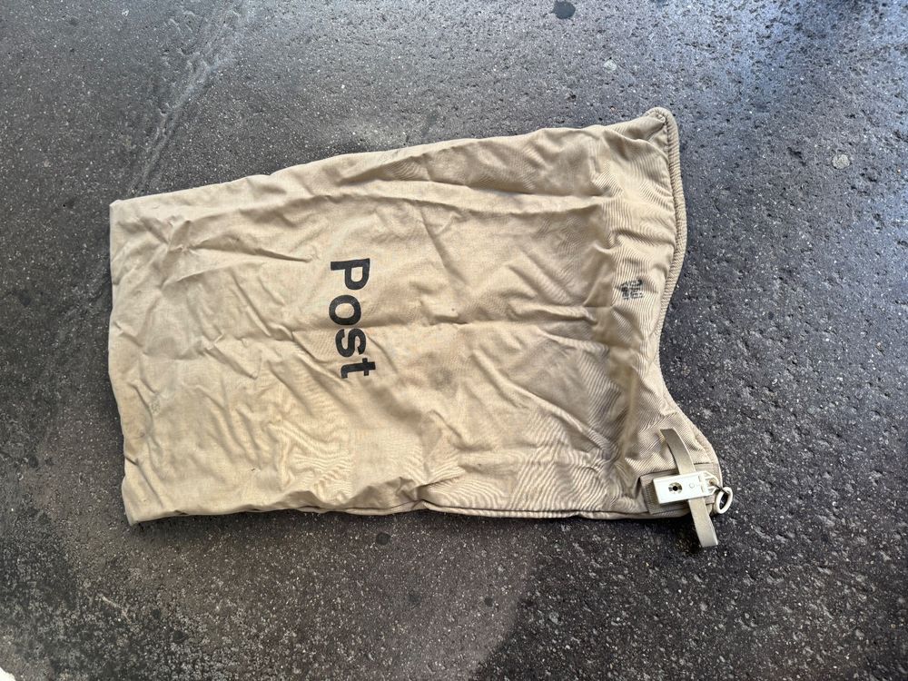 Schweizer Post Sack Original Lieferung gratis (Gebraucht) in Thun für ...