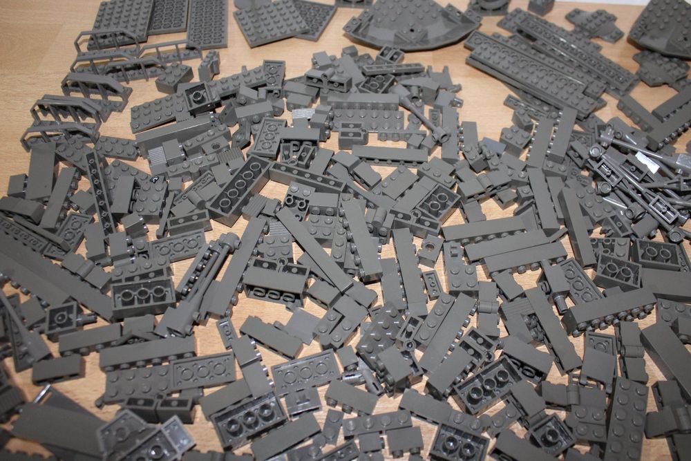 Lego Teile ca. 700 gr. + 39 Masten Pfeiler alt-dunkelgrau (Gebraucht ...