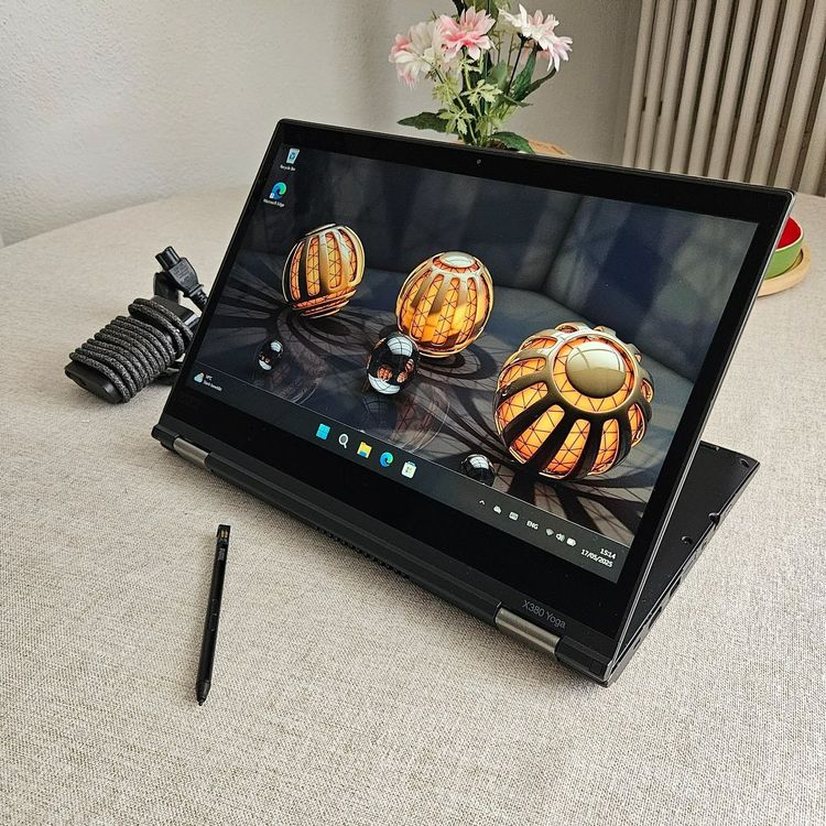 Lenovo Yoga x380 Laptop Tablet (Gebraucht) in Widnau für CHF 1 – mit ...