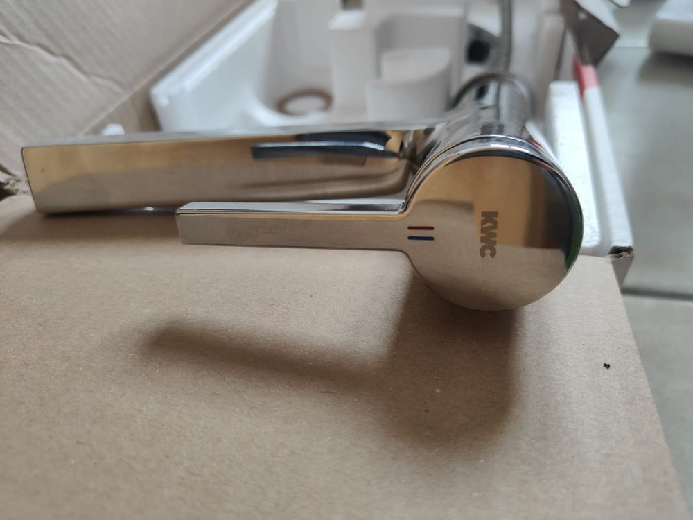 KWC AVA Armatur für Waschtisch (Defekt) in Sutz für CHF 59 – mit Lieferung auf Ricardo kaufen
