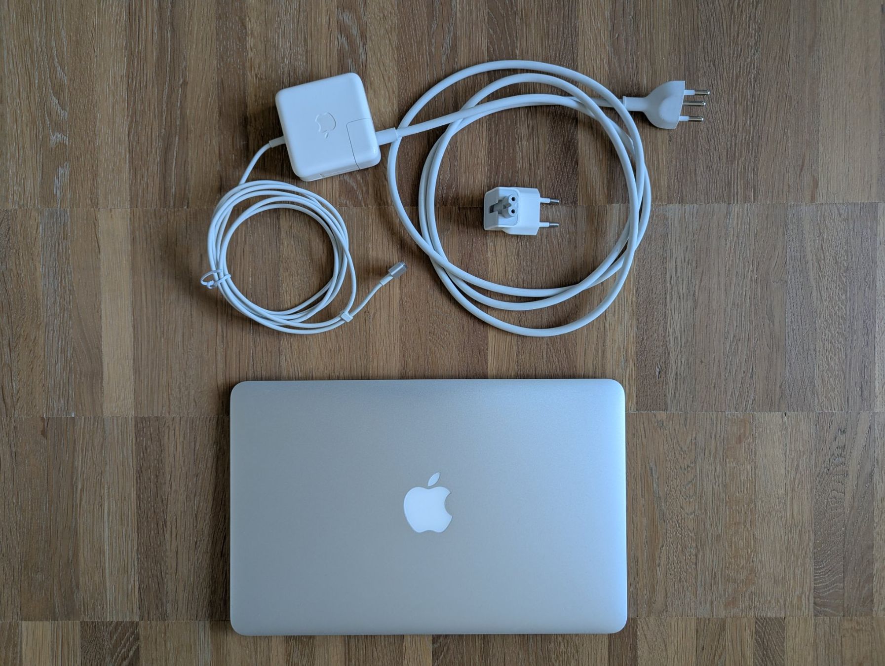 Apple MacBook Air 11" (A1465) (Gebraucht) in Basel für CHF 459 – mit ...