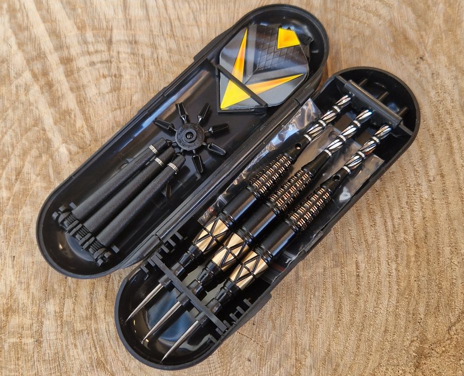 Dart Set Exklusiv (Neu und originalverpackt) in Dorf für CHF 30 – mit Lieferung auf Ricardo kaufen