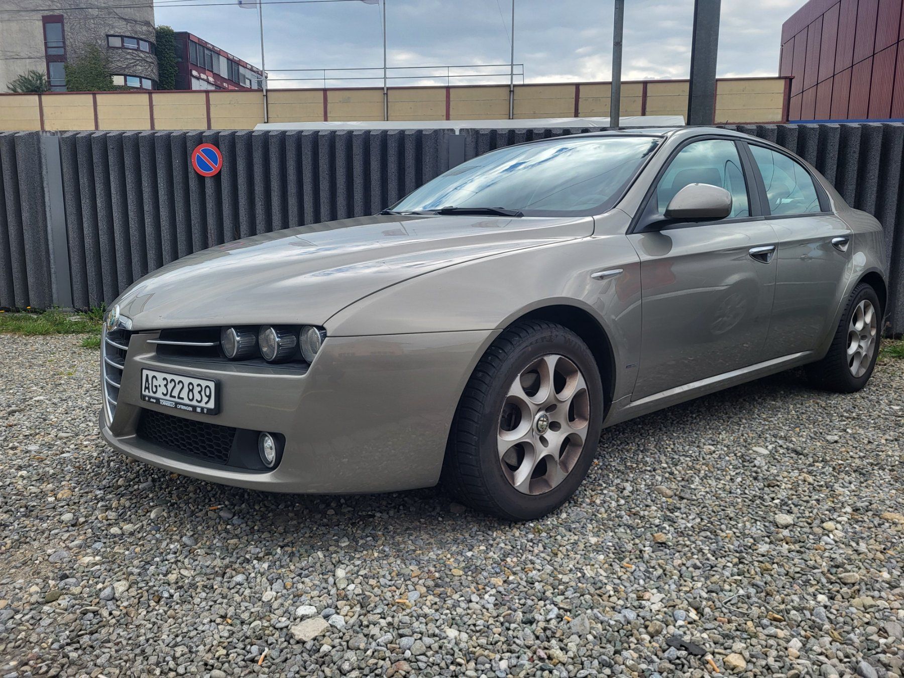 Alfa Romeo 159 ab Platz, Lenkung undicht, FZ ist vorgeführt (Gebraucht ...