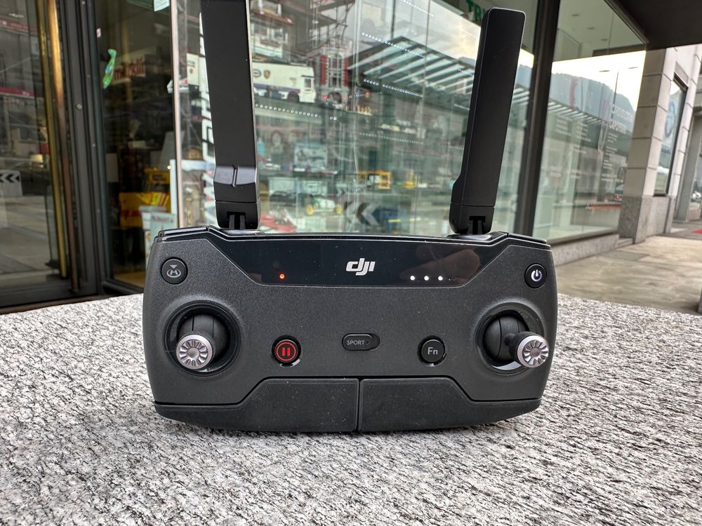 DJI spark remote controller (Gebraucht) in Chiasso für CHF 59 – mit ...