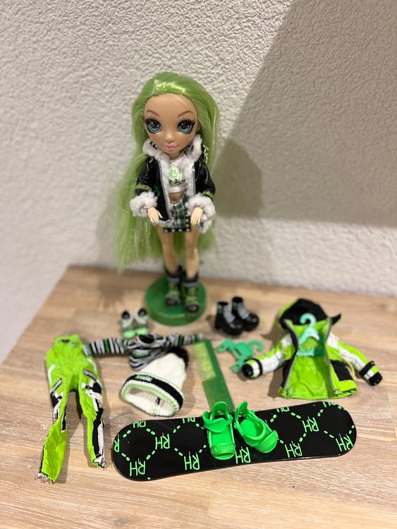 Rainbow High Modepuppe, Winter Break Jade Hunter | Kaufen auf Ricardo