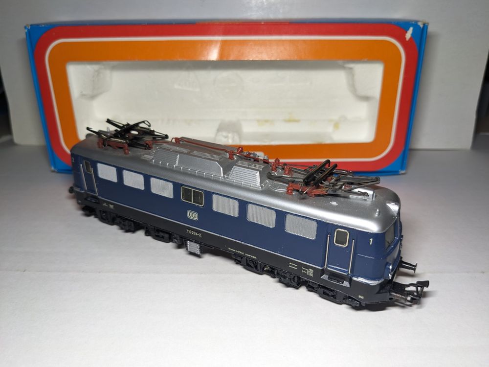 Märklin 3039 Elektrische Lokomotive BR 110 DB Blau (Gebraucht) in Gland ...