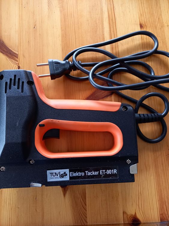 Elektro Tacker BlueLine ET-901R | Kaufen auf Ricardo