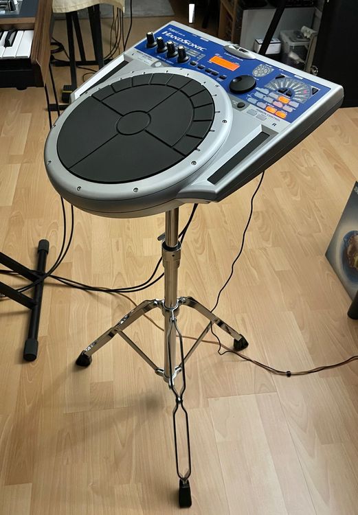 Roland Handsonic HPD-15 + support (état neuf) (Gebraucht) in Avenches ...