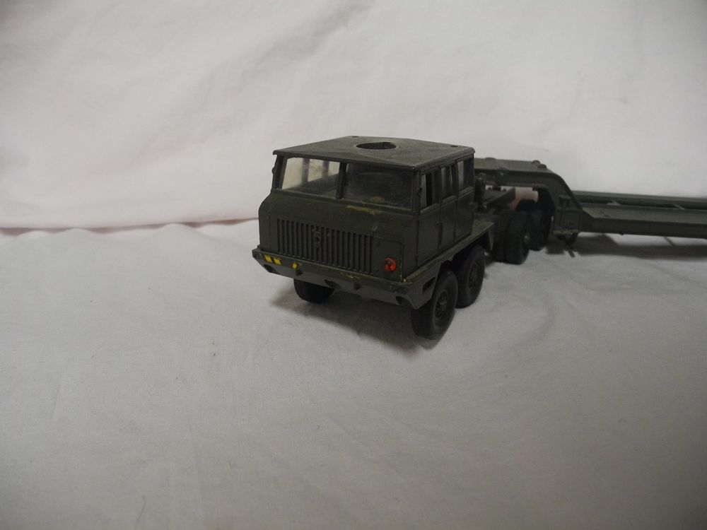 SOLIDO MILITÄR BERLIET PANZERTRANSPORTER (Gebraucht) in für CHF 11 ...