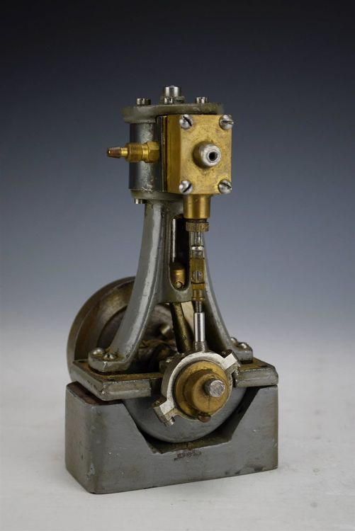 Aniker Zylinder für Dampfmaschine (Antik) in Russo für CHF 186 – mit ...