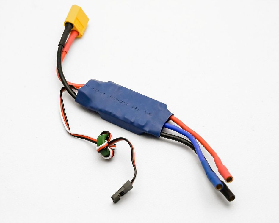 FMS 30A ESC für 2-3s (Neu (gemäss Beschreibung)) in Aarburg für CHF 9 ...