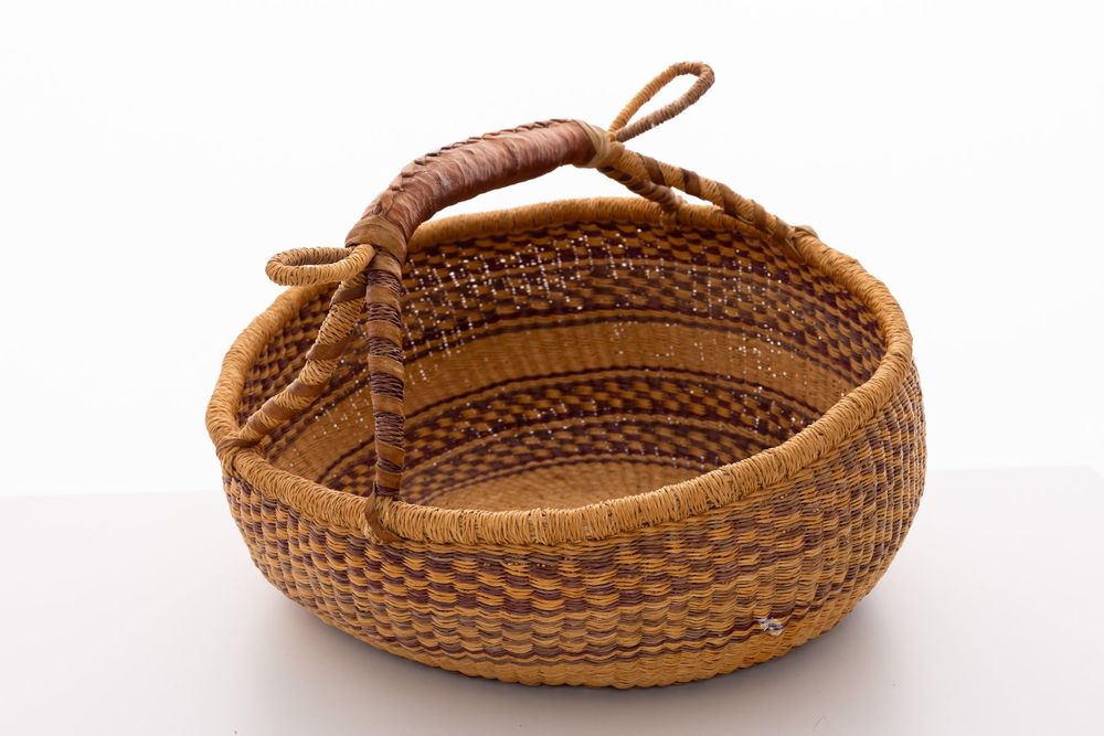 Rustikaler Korb D 40 cm, H 20 cm (Gebraucht) in Hornussen für CHF 20 ...