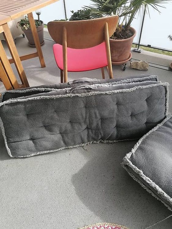 Polster/Kissen für Palettensofa (Gebraucht) in Zürich für CHF 20 – nur ...