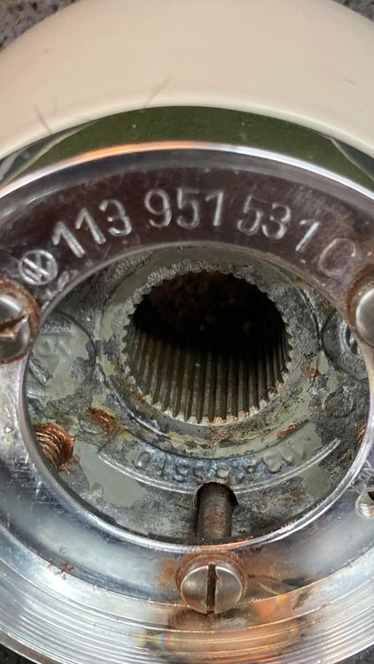 VW Käfer Lenkrad „grau“ (Gebraucht) in Walde AG für CHF 165 – mit ...