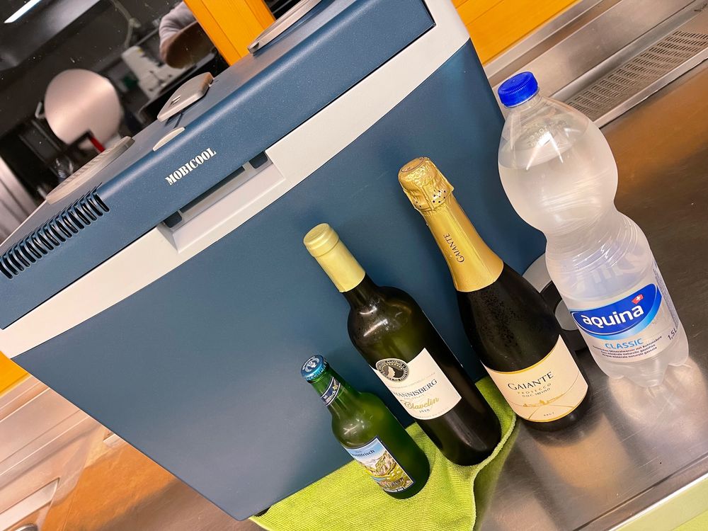 MOBICOOL T35 Kühlbox mit Rollen und Griff (Gebraucht) in Knonau für CHF ...